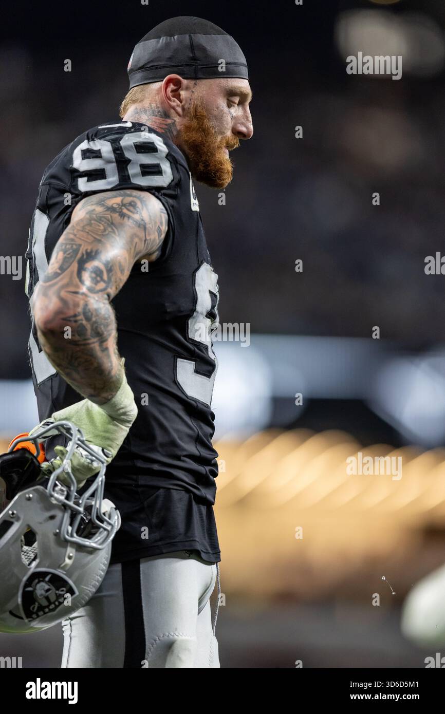 Las Vegas Raiders defensive end Maxx Crosby (98) against the Dallas ...
