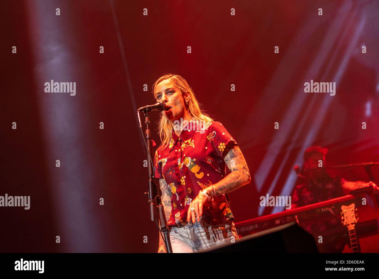 Gin Wigmore sings on stage during the Music Concert Beautiful Mess ...