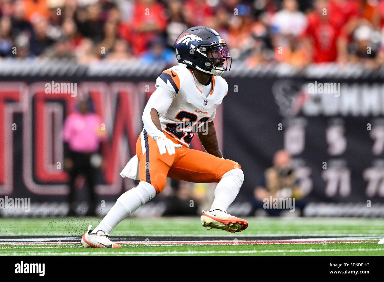 Denver Broncos running back Tyler Badie (28) runs a route against the ...