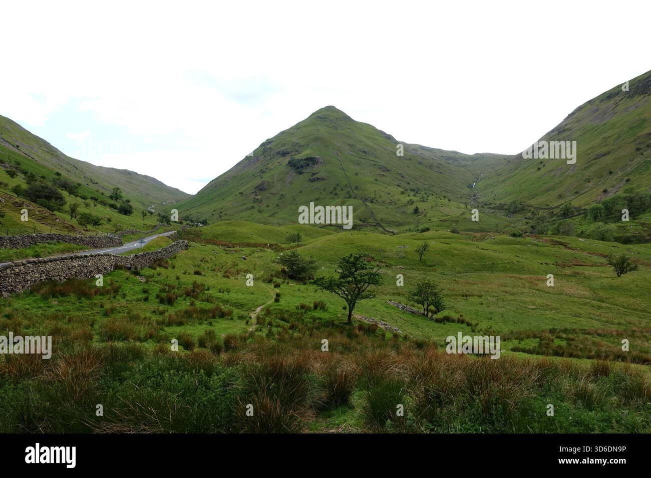 The Kirkstone Pass Road and the Wainwright 'Middle Dodd' & Caistone ...