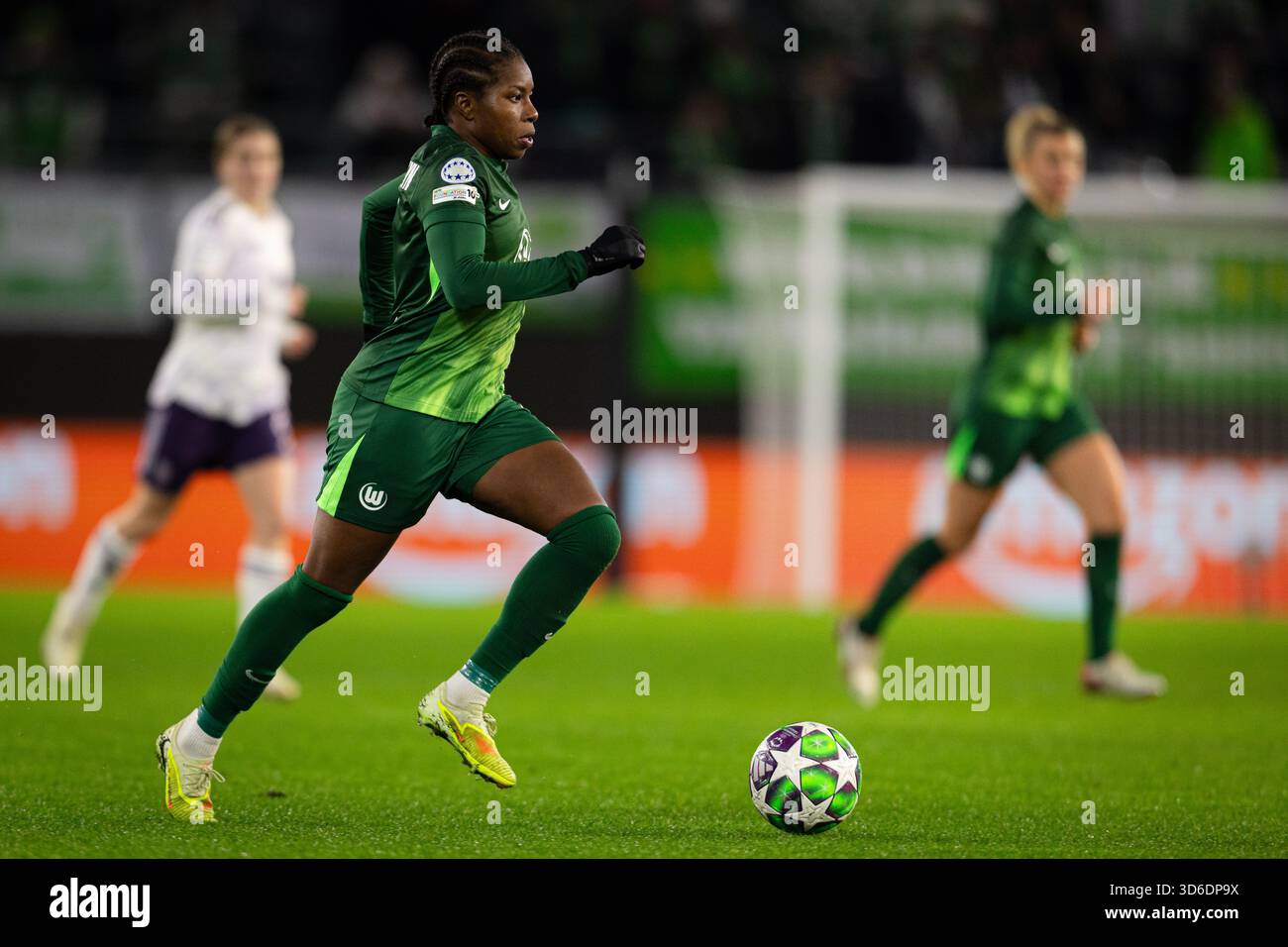 Wolfsburg, Germany. 19th, November 2025. Lineth Beerensteyn (9) of ...