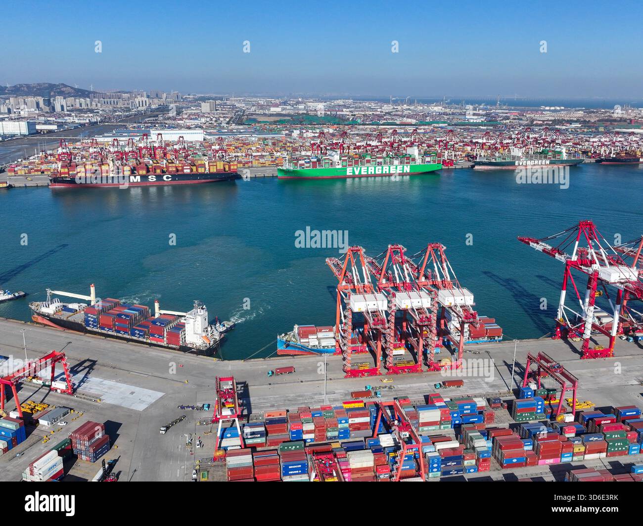 Aerial photo shows the container terminal of Qingdao Port in Qingdao ...