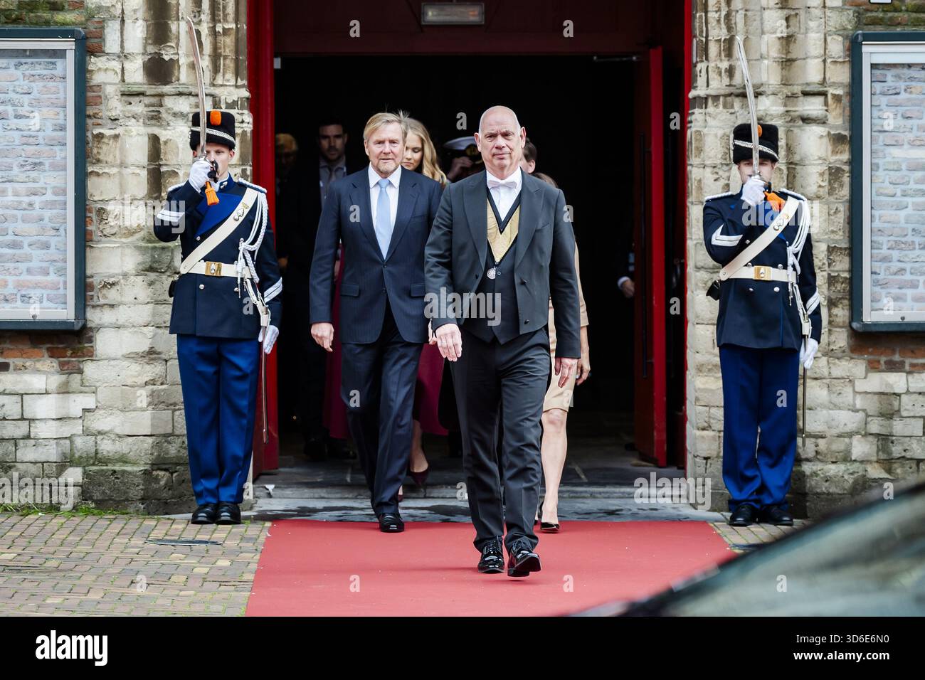 THE HAGUE – King Willem-Alexander and Princess Amalia leave the Grote ...