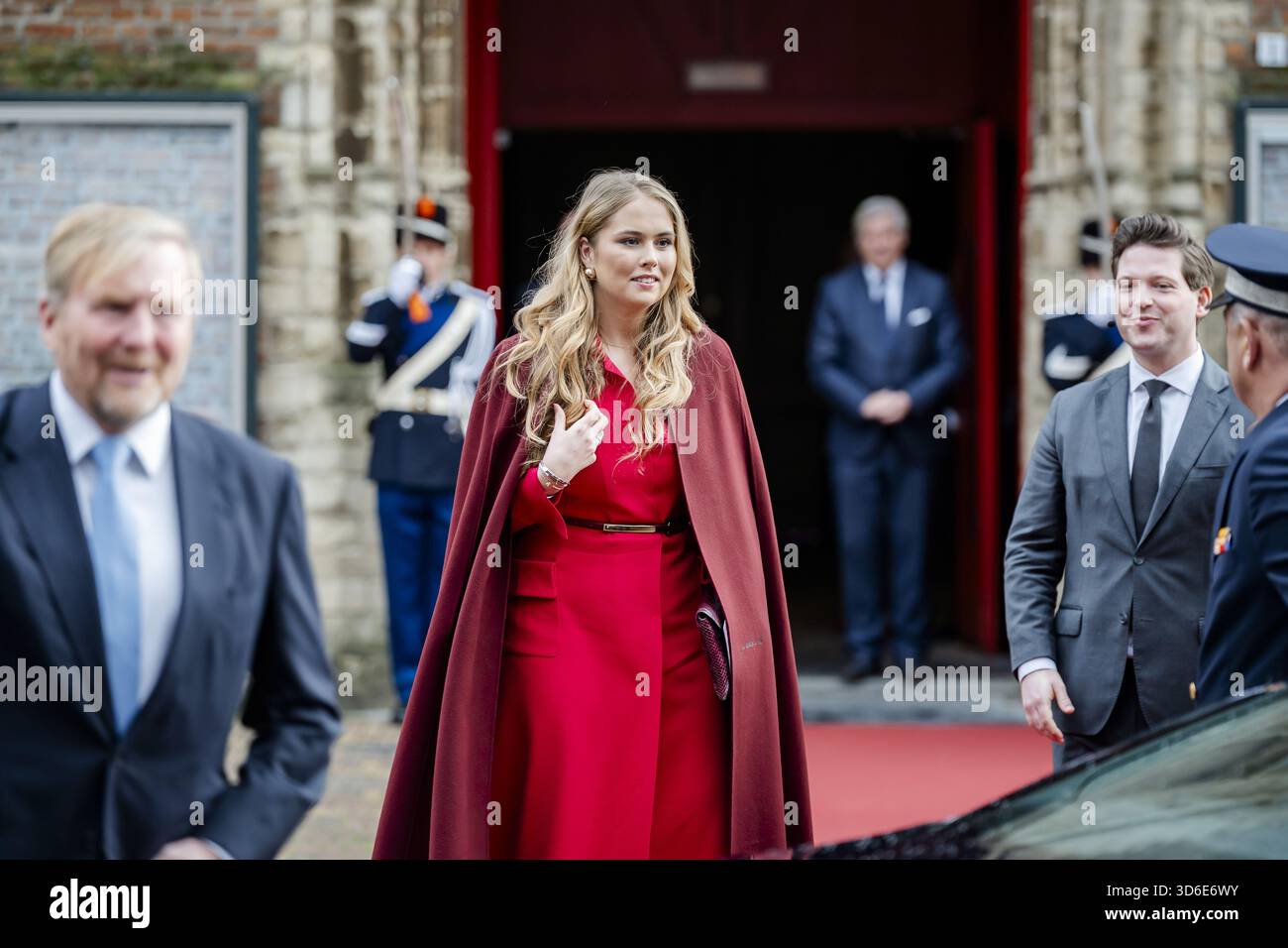 THE HAGUE – King Willem-Alexander and Princess Amalia leave the Grote ...