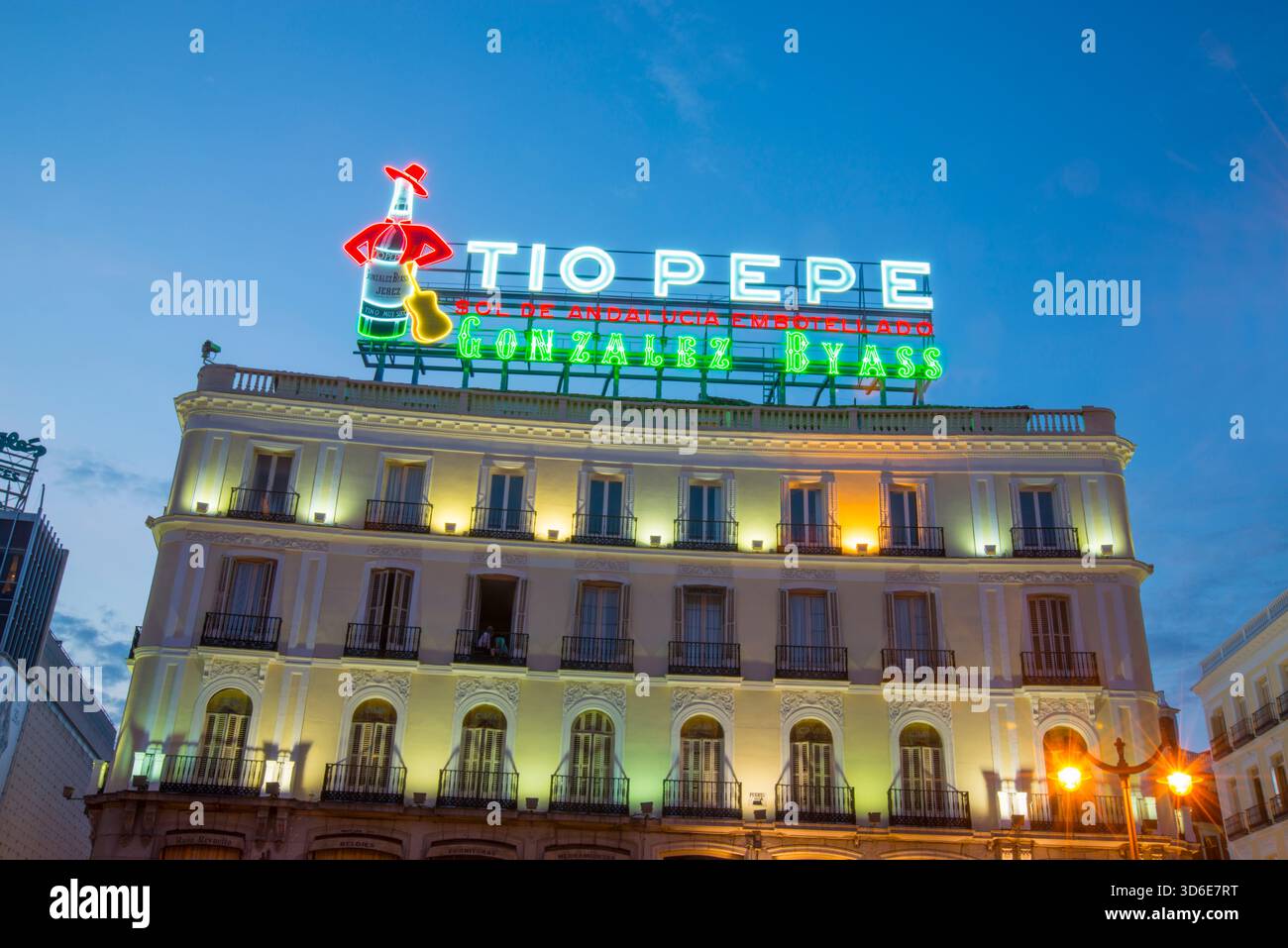 Icono de sol hi-res stock photography and images - Alamy