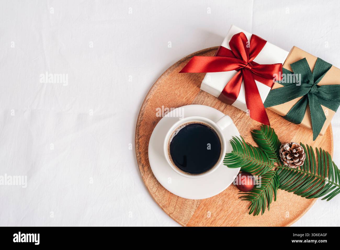 Tray breakfast gift boxes hi-res stock photography and images - Alamy