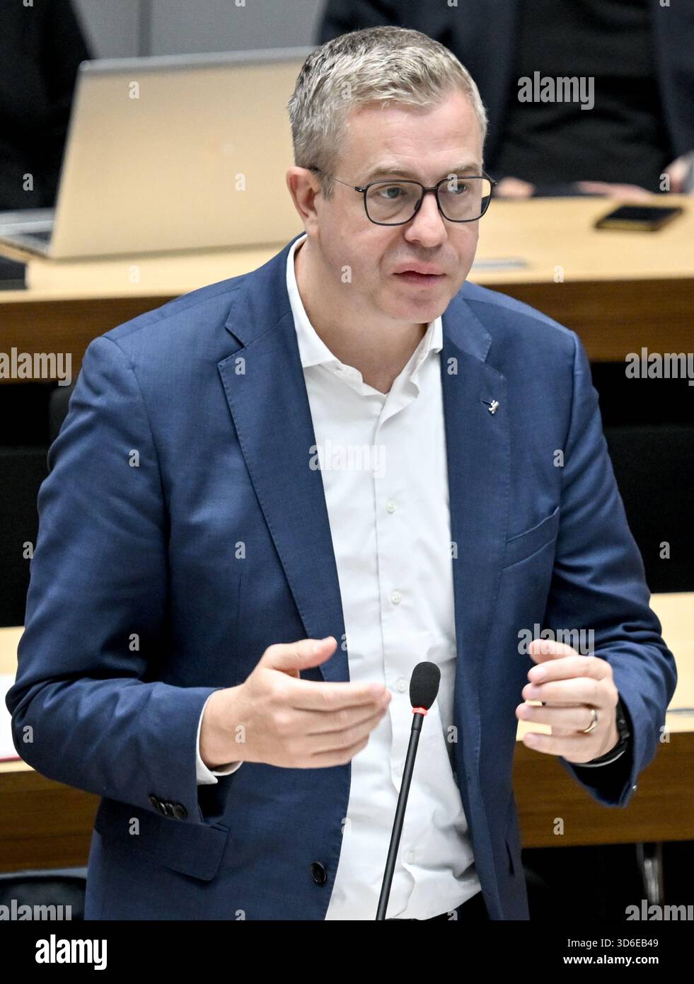 20 November 2025, Berlin: Stefan Evers (CDU), Senator for Finance ...