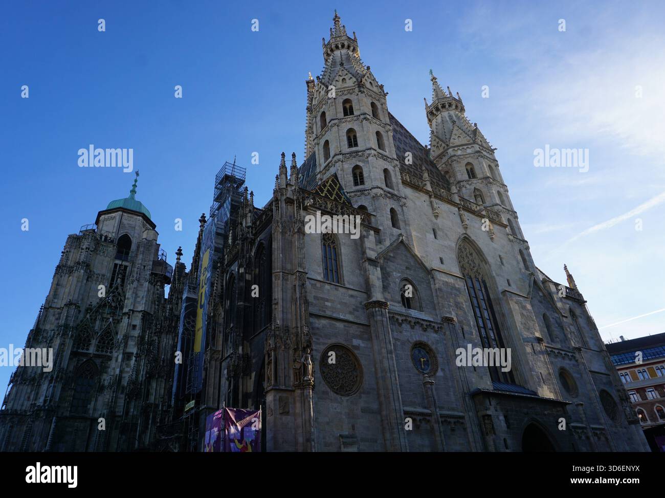 Towers stephansdom vienna austria hi-res stock photography and images ...