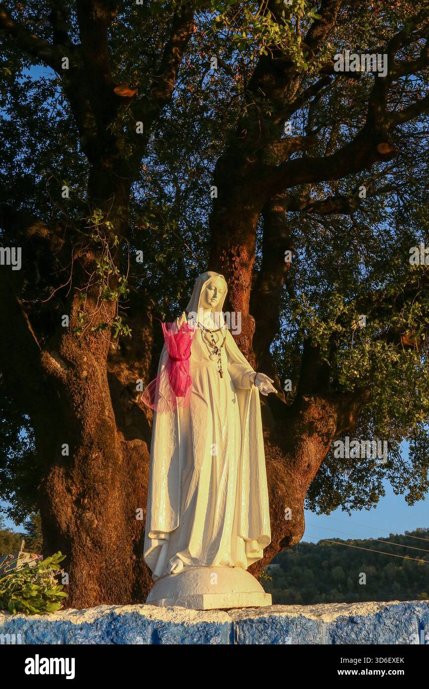 **NO LIBRI** Lebanon, Annaya, 2025/11/20 Maronite monastery of Saint ...