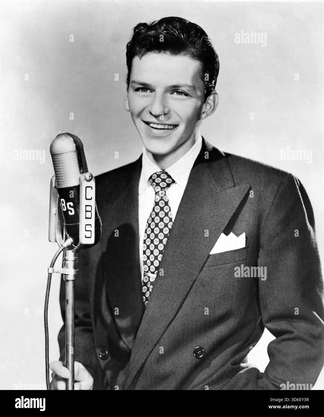 Frank sinatra hi-res stock photography and images - Alamy