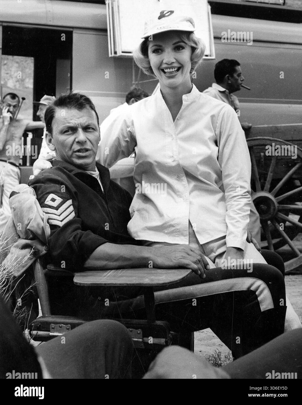 Key Set photo of Frank Sinatra and blonde woman, Sergeants 3, 1962 ...