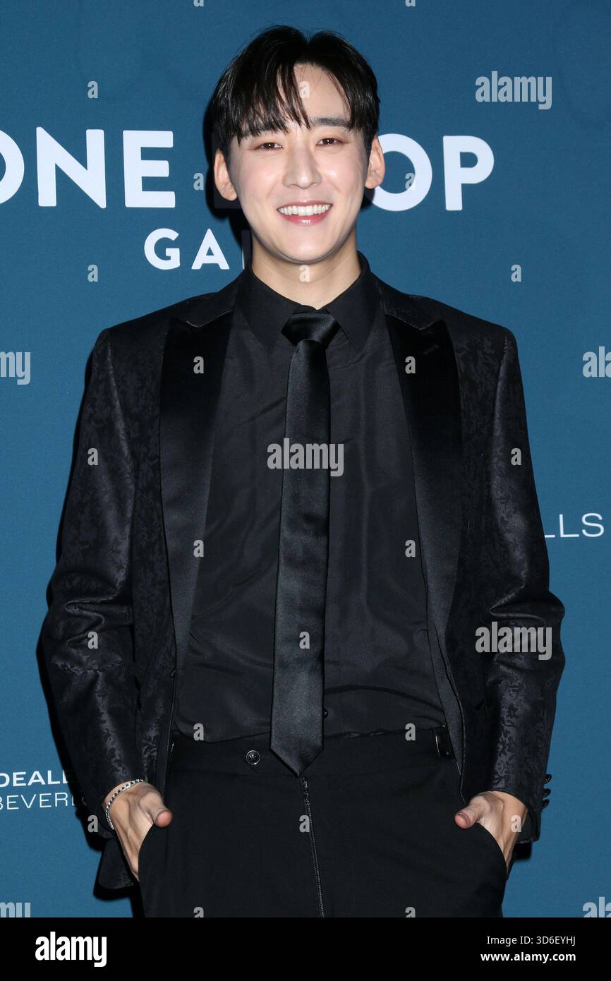 LOS ANGELES - NOV 18: Kevin Woo at the One Drop Gala Los Angeles 2025 ...