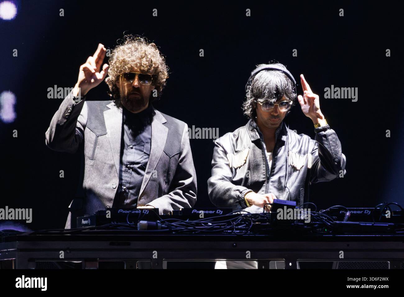Gaspard Augé and Xavier de Rosnay of Justice perform on stage during ...