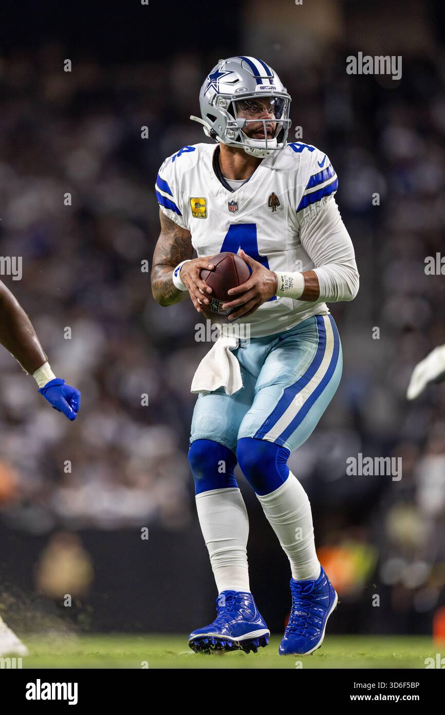 Dallas Cowboys quarterback Dak Prescott (4) looks to pass against the ...