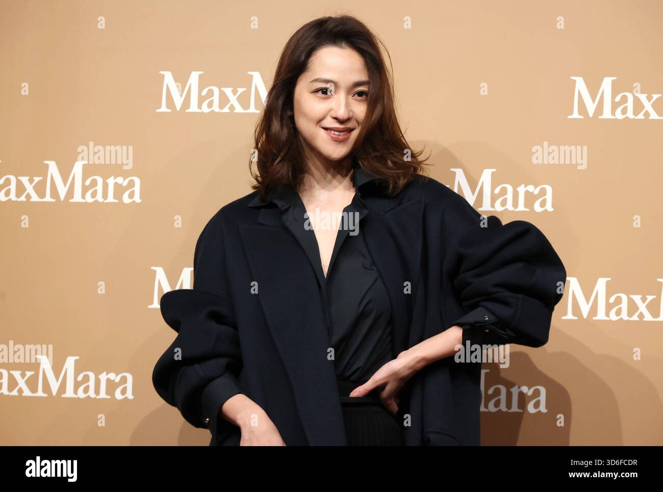 Tokyo, Japan. 20th Nov, 2025. Japanese actress Anne Nakamura poses for ...