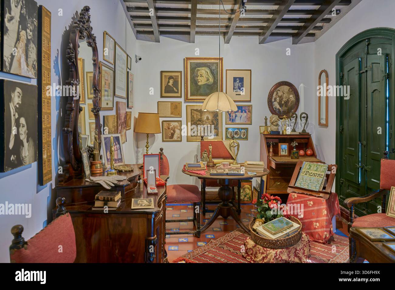 Room at the Juan Zorrilla de San Martín Museum in Montevideo. Desk ...