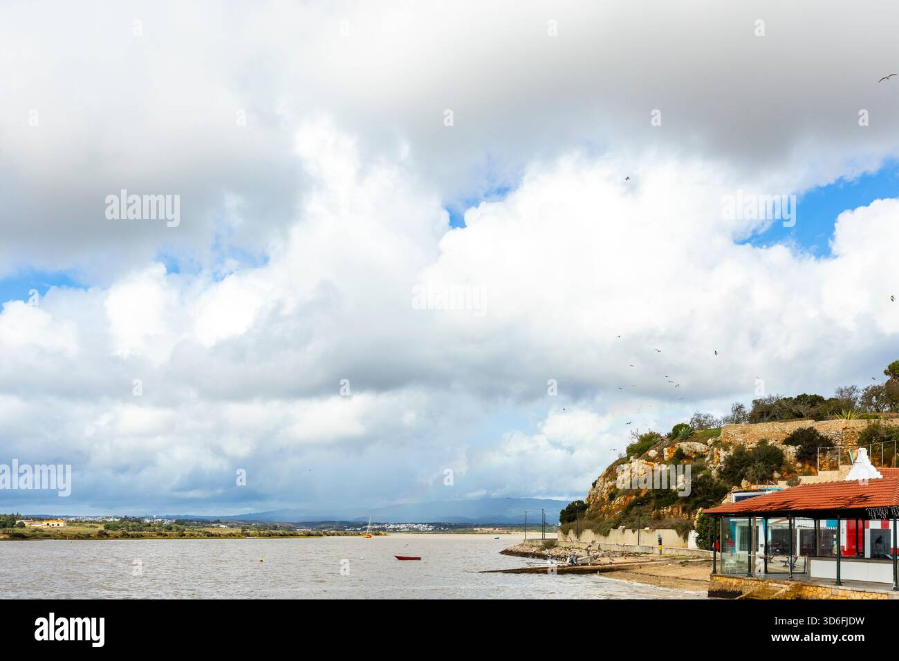 Ao pescador hi-res stock photography and images - Alamy