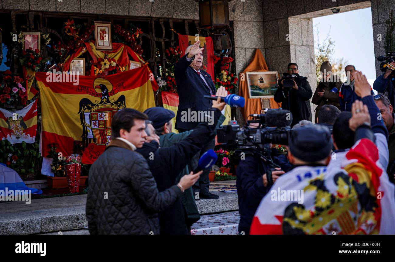 Francisco Franco. cementery of Mingorrubio 20/11/2025 Floral offering ...