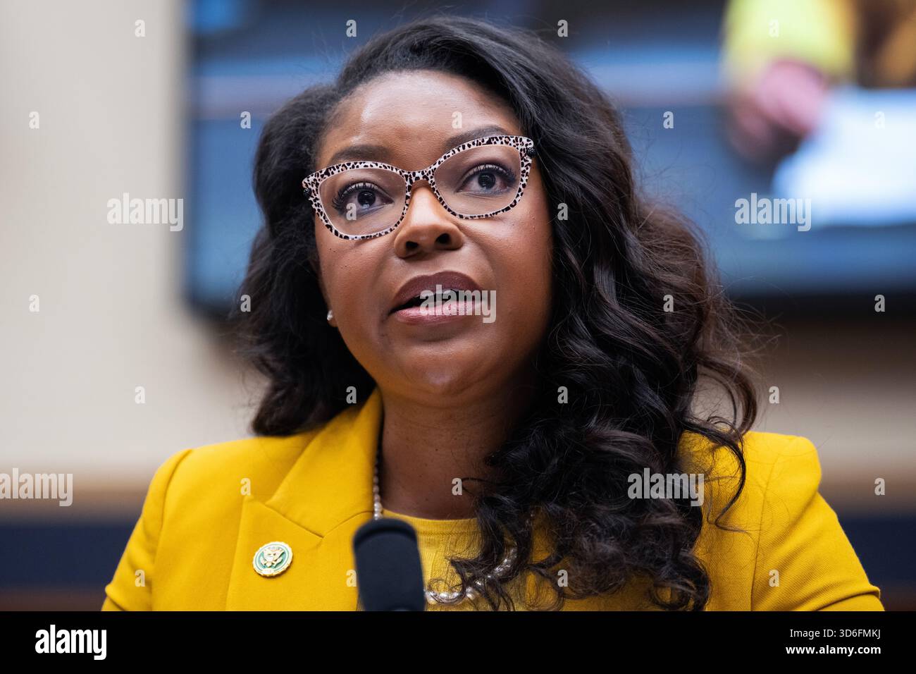 UNITED STATES - NOVEMBER 20: Reps. Emilia Sykes, D-Ohio, testifies ...