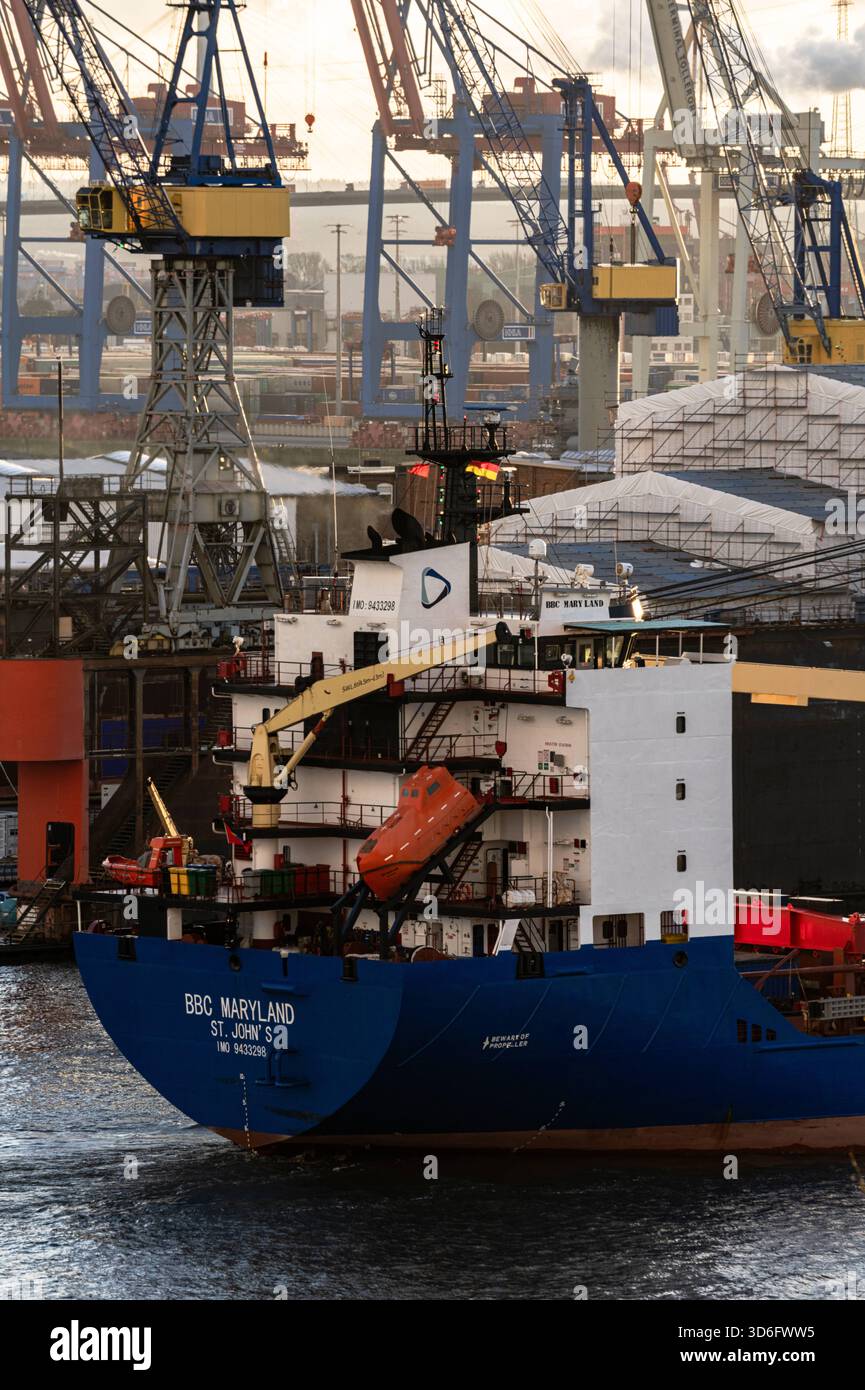 Deutschland, Hamburg, Hafen, Werft, Industriehafen, maritime Logistik ...