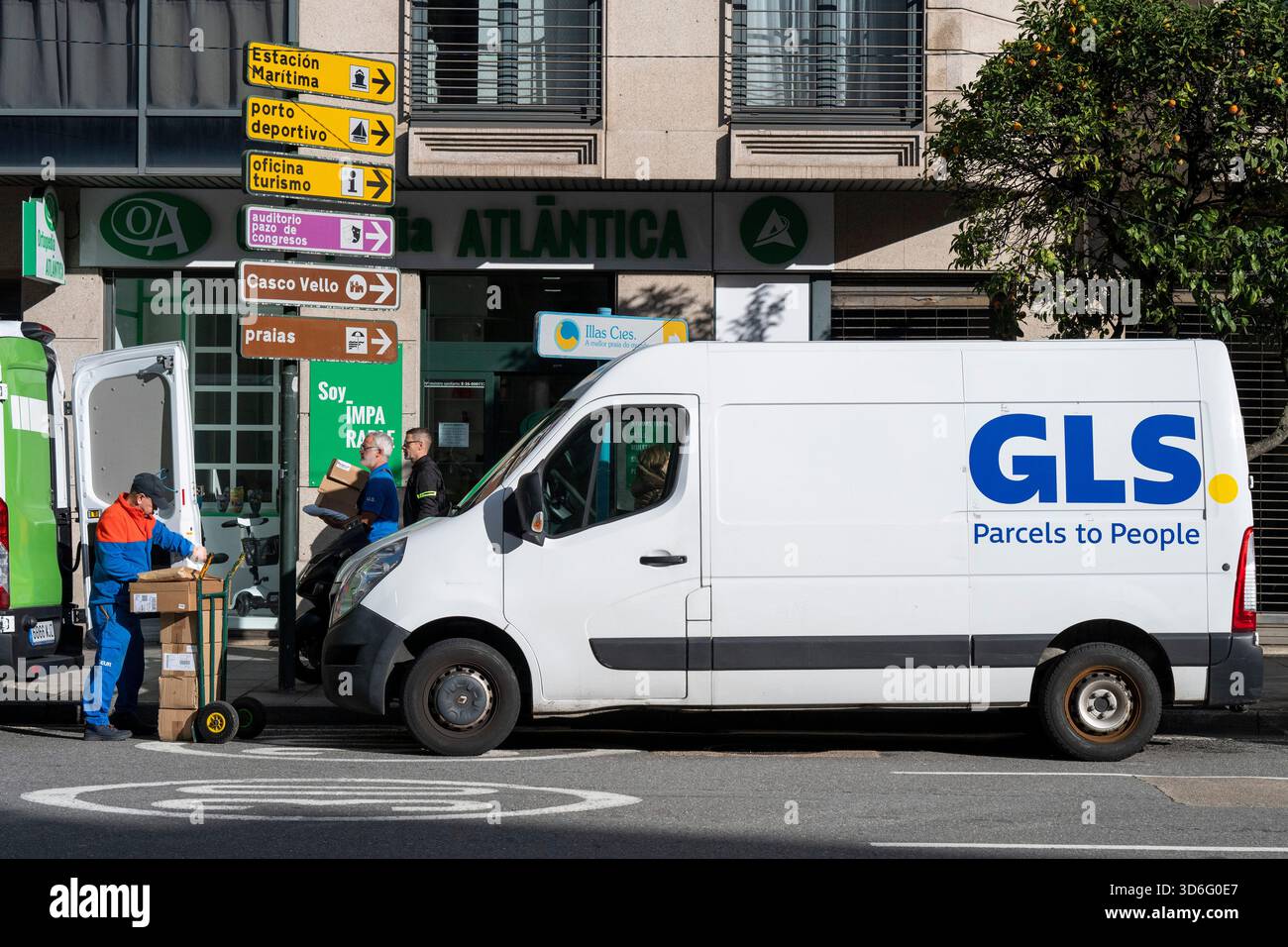 November 17, 2025, Vigo, Spain: Dutch parcel delivery service company ...