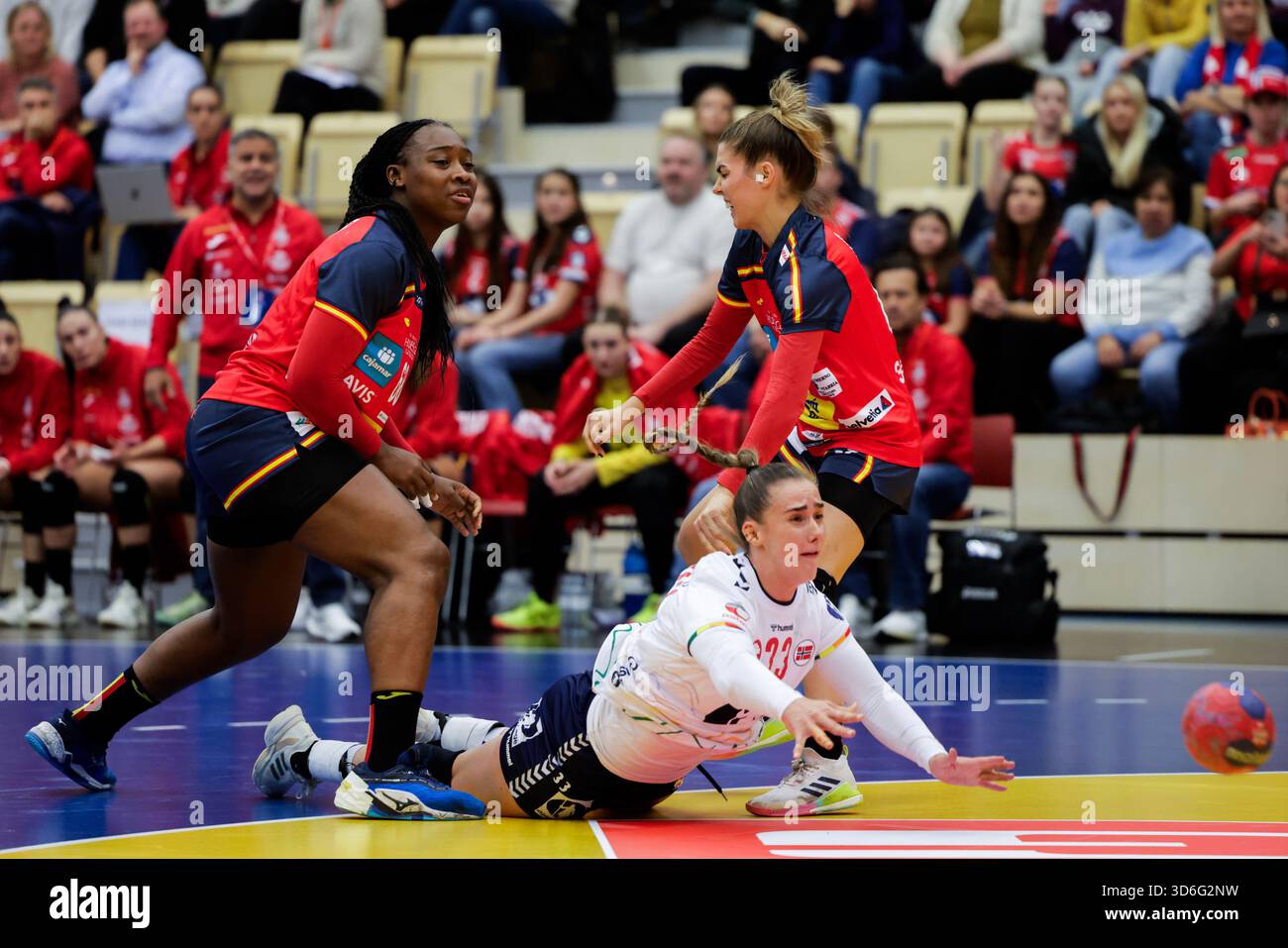 Sotra 20251120. Norway's Thale Rushfeldt Deila during the handball ...