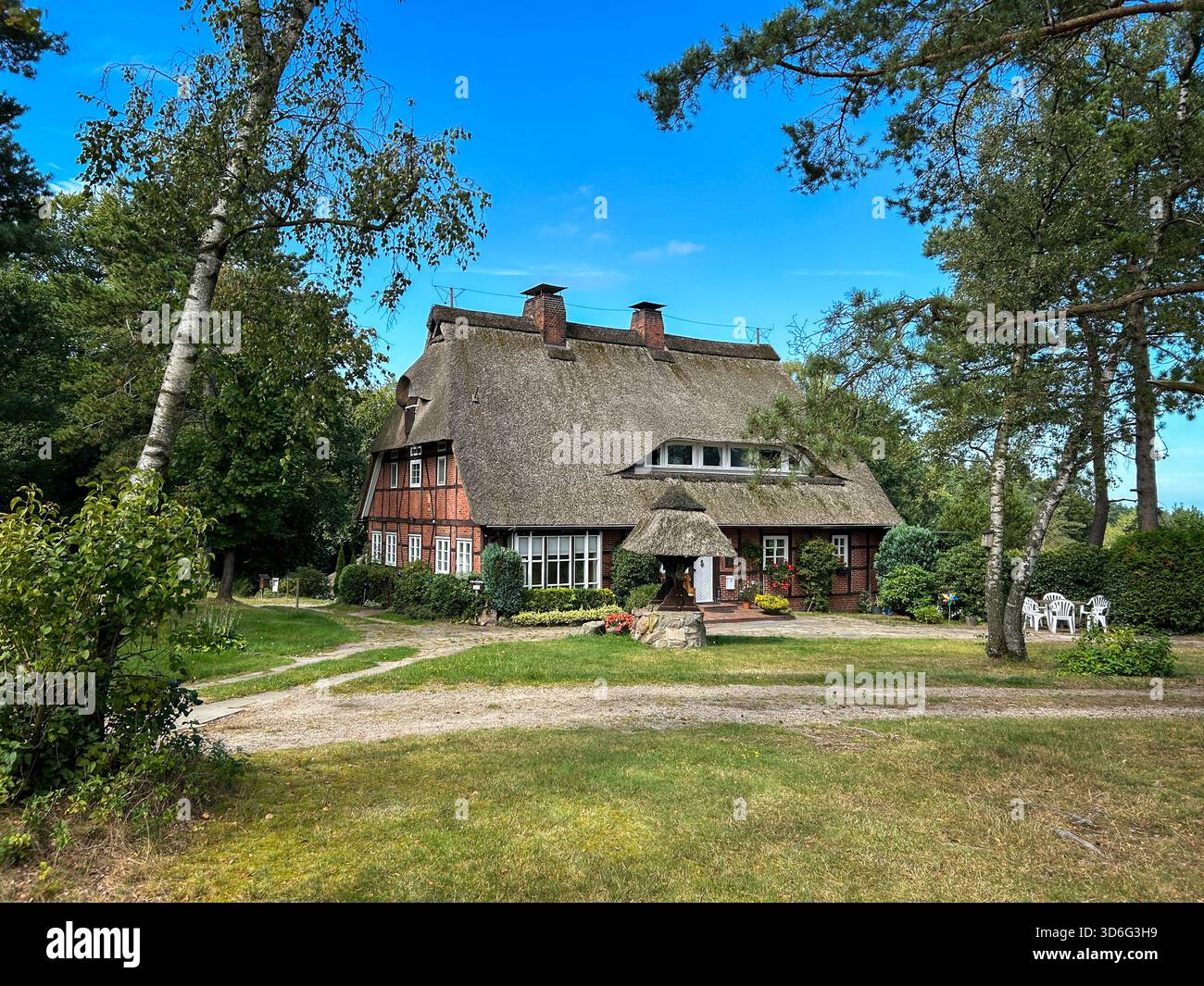 31 August 2024, Lower Saxony, Schneverdingen: The house of the painter ...