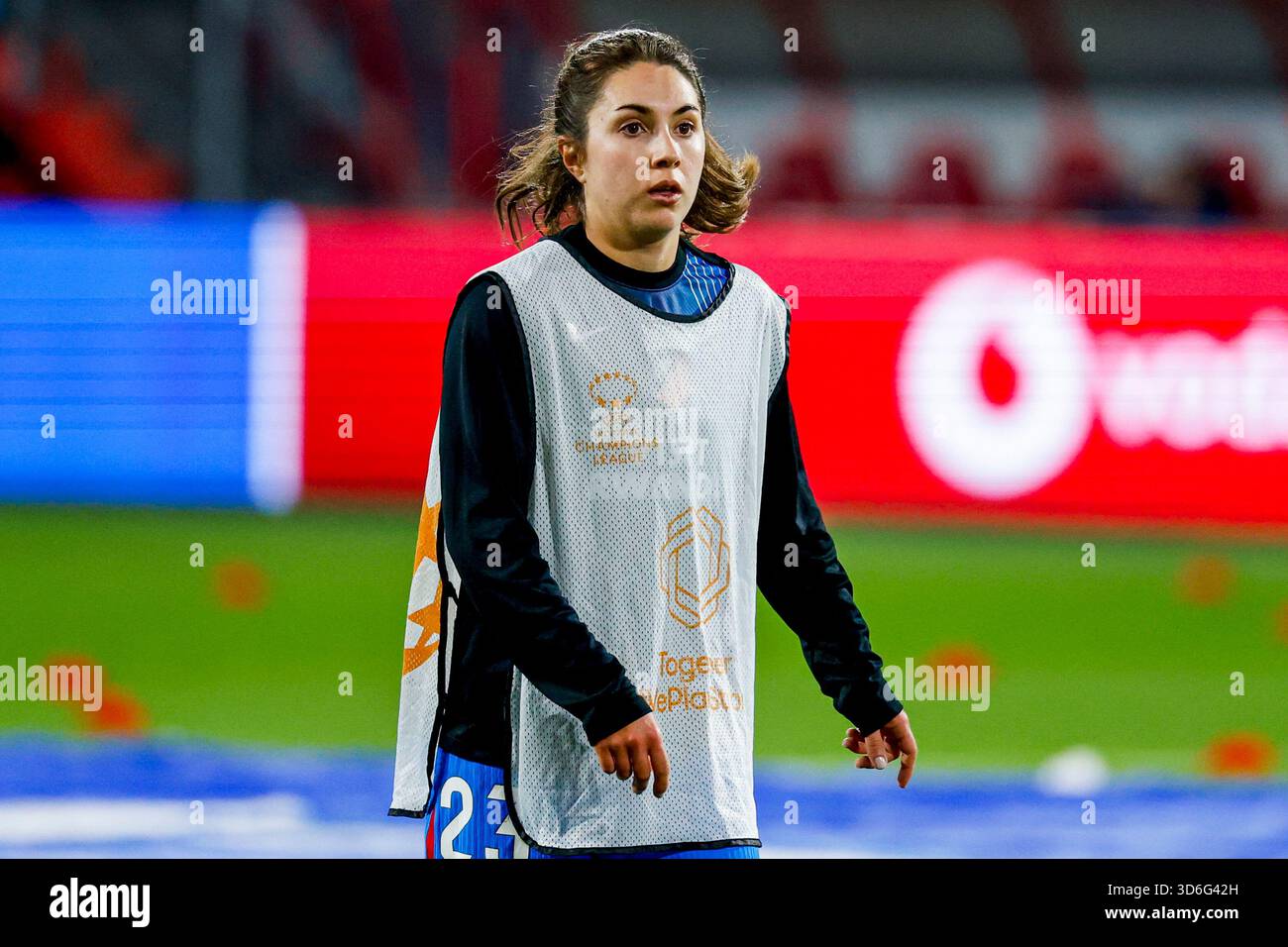 Alexia Fernandez of Atletico Madrid looks on during the UEFA Women's ...