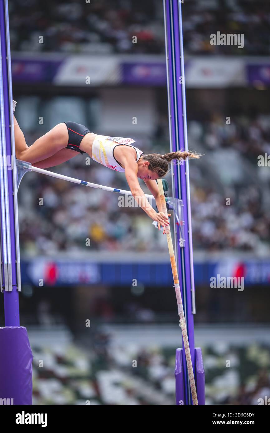 Elien Vekemans participating in the World Athletics Championships in ...
