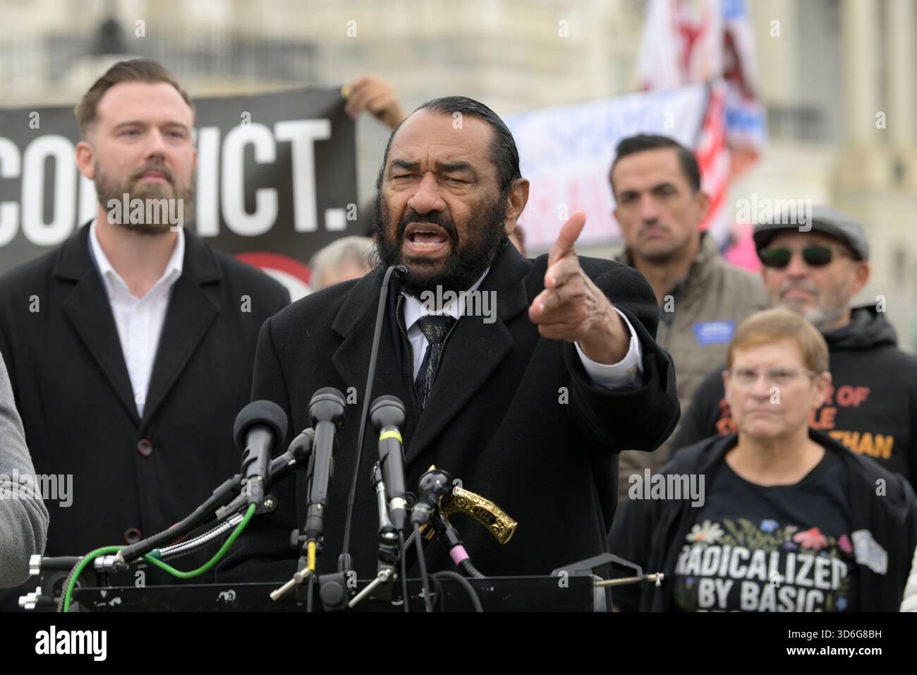 US Congressman Al Green(D-TX) speaks and hold a rally about Impeachment ...