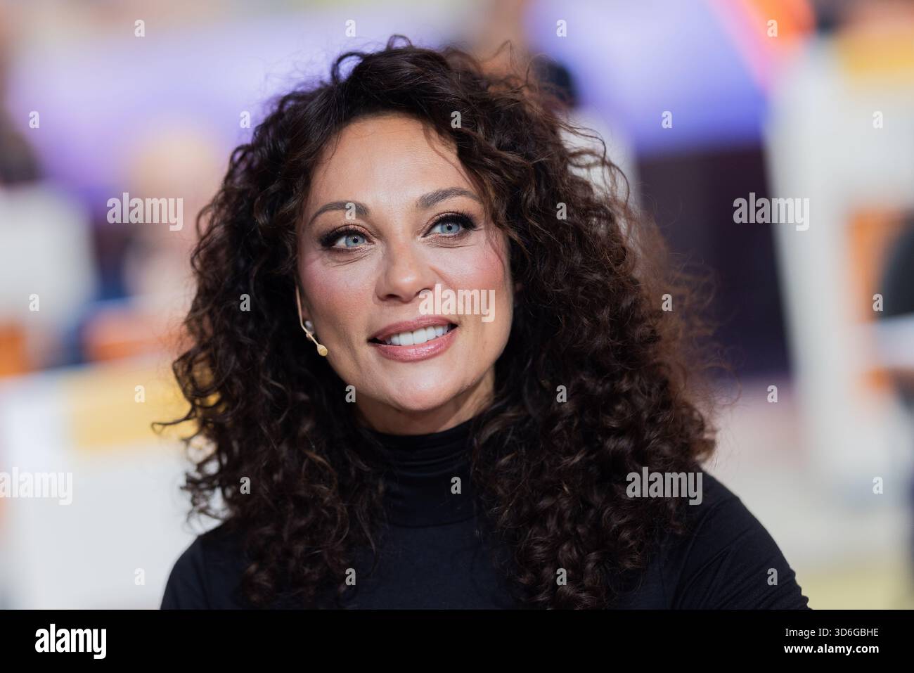 20 November 2025, North Rhine-Westphalia, Hürth: Model Lilly Becker ...