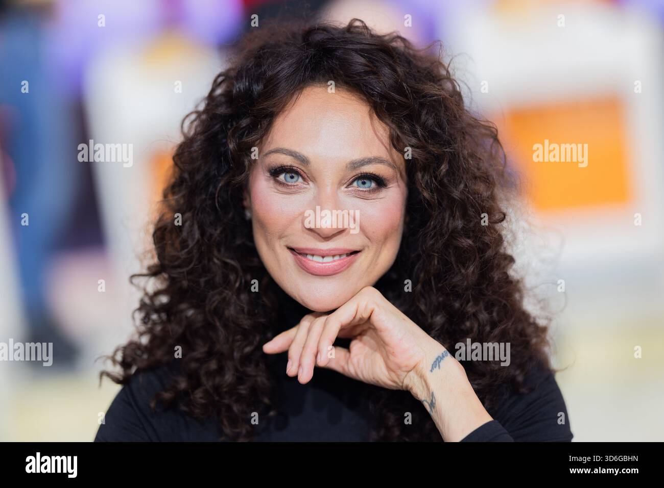 20 November 2025, North Rhine-Westphalia, Hürth: Model Lilly Becker ...