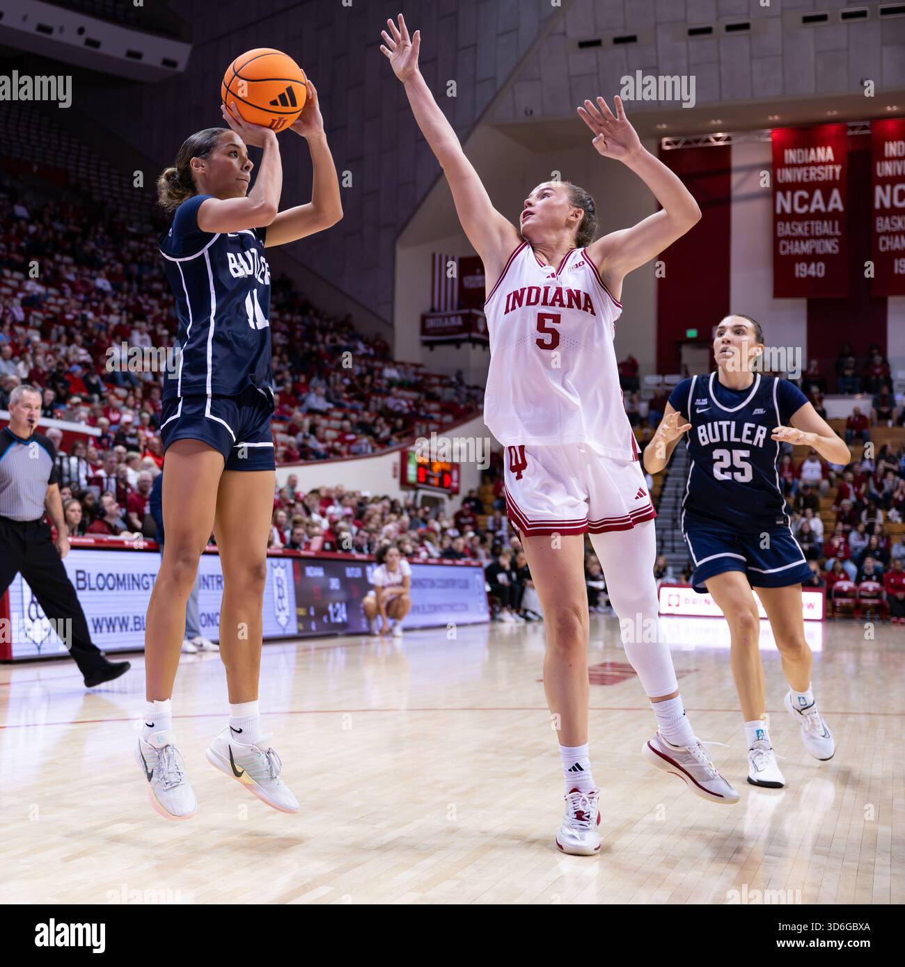 Butler guard Nevaeh Jackson (11) shoots over the defense of Indiana ...