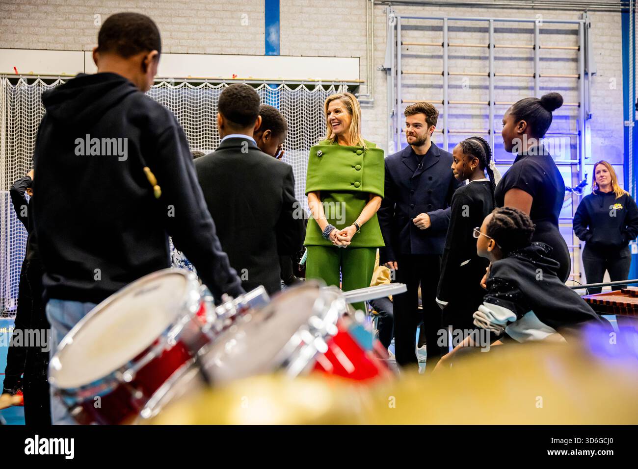Queen Maxima visits participating school largest school band. Amsterdam ...