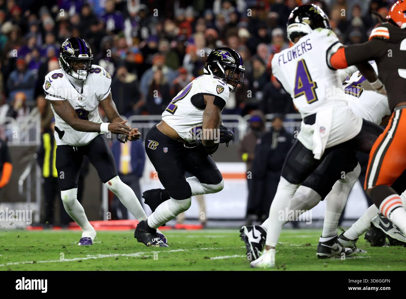 Baltimore Ravens running back Derrick Henry (22) runs with the ball ...