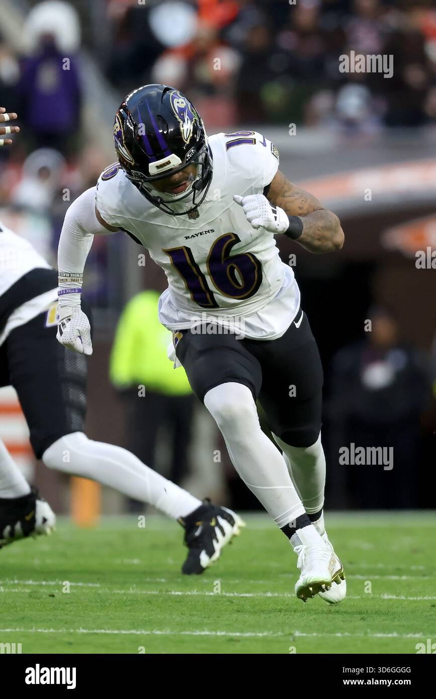 Baltimore Ravens wide receiver Tylan Wallace (16) runs up the field ...