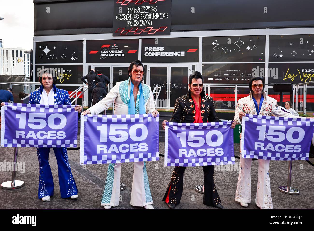 Las Vegas, Lv, USA. 19th Nov, 2025. Las Vegas F1 Paddock Atmosphere ...