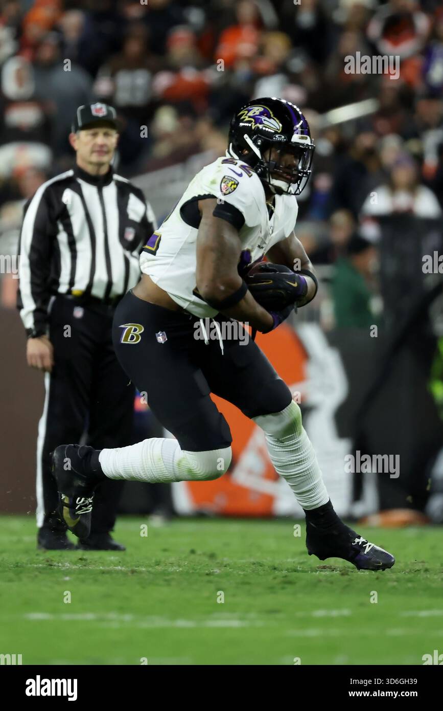 Baltimore Ravens running back Derrick Henry (22) runs with the ball ...