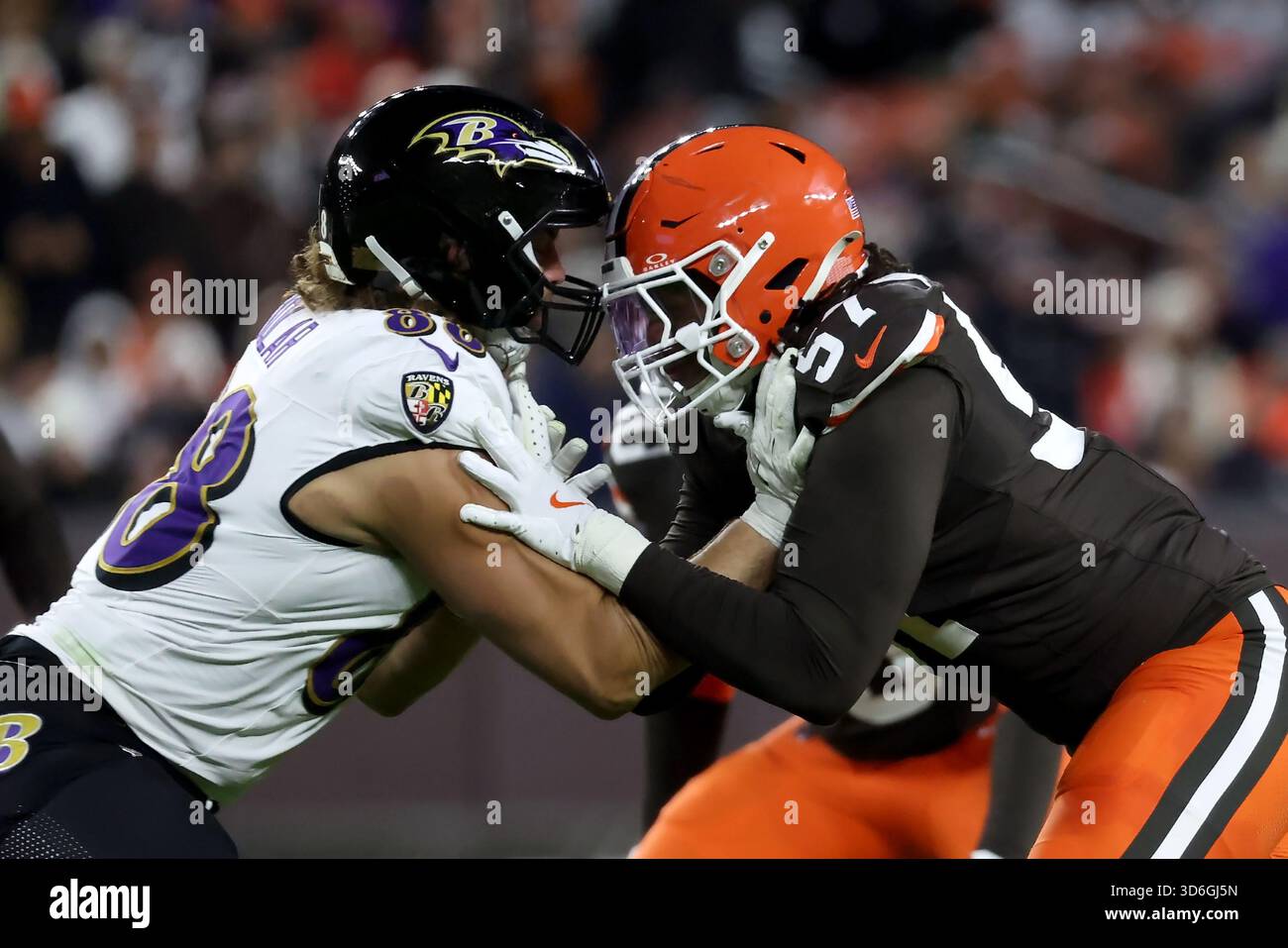 Baltimore Ravens tight end Charlie Kolar (88) blocks Cleveland Browns ...