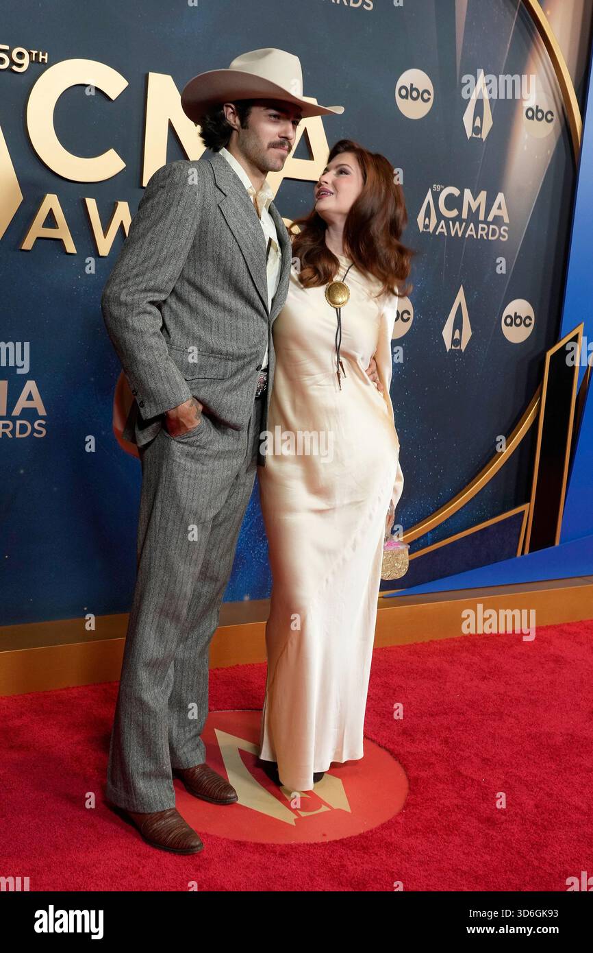 19 November 2025 - Nashville, Tennessee - Willow Avalon, Max Thomas ...