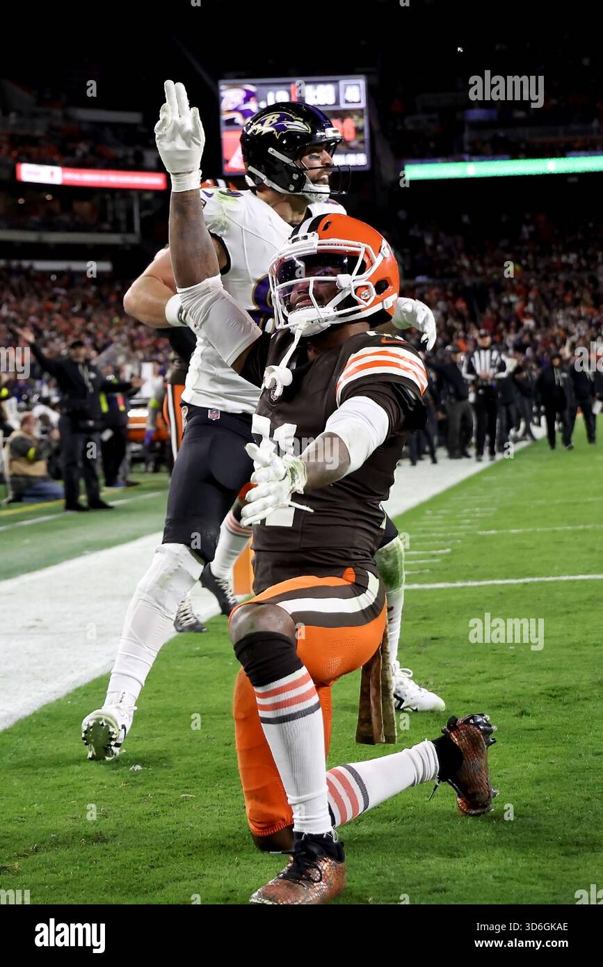 Cleveland Browns cornerback Denzel Ward (21) reacts after making a ...