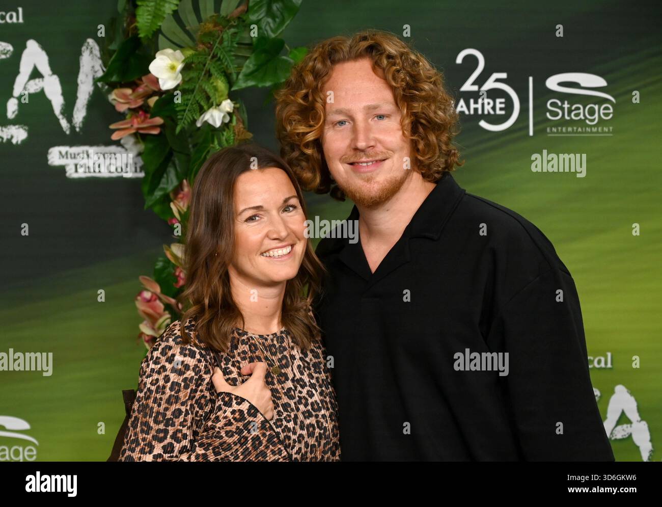 20 November 2025, Hamburg: Michael Schulte, singer, comes to the ...
