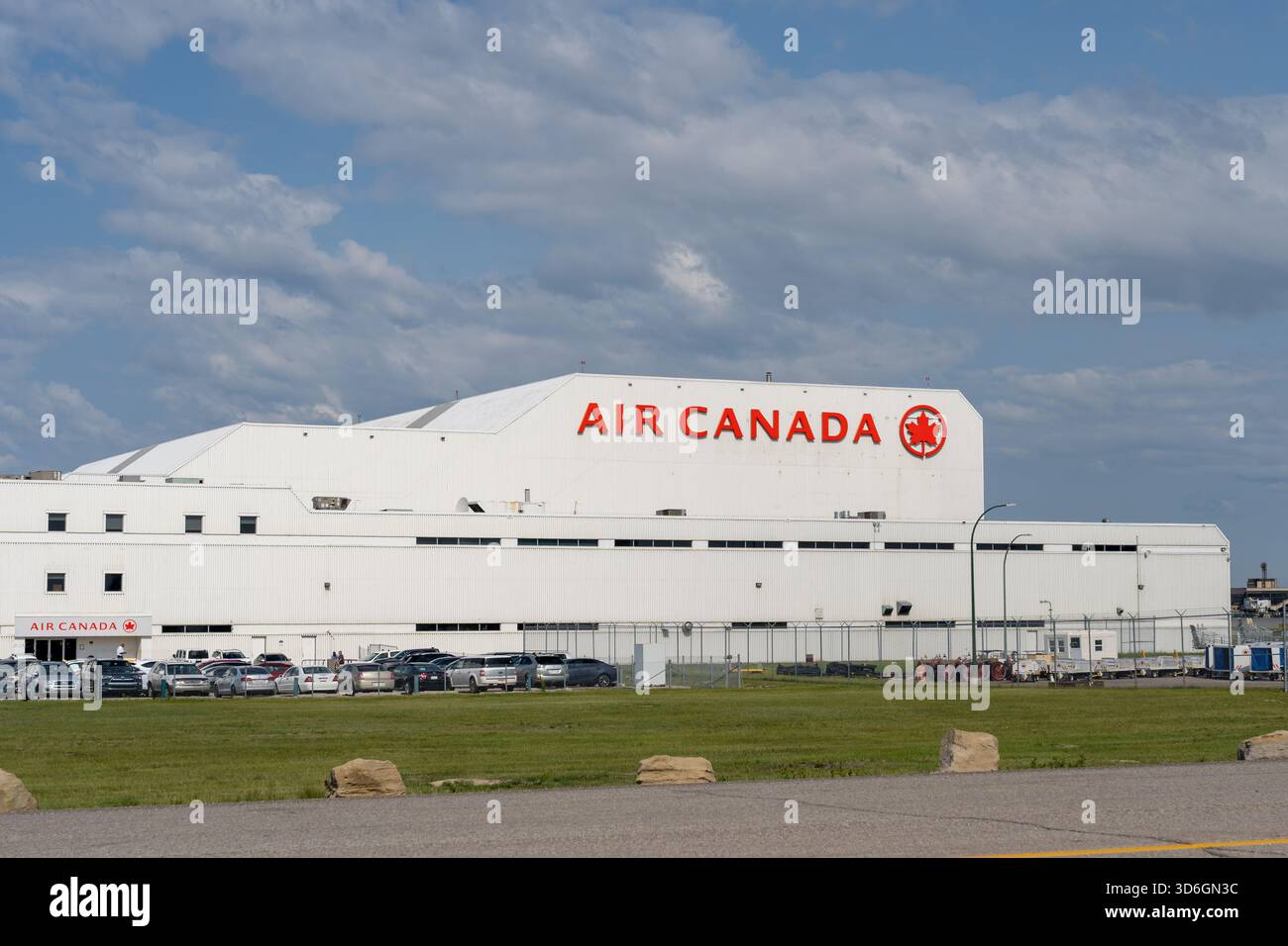 Editorial only people terminal hi-res stock photography and images - Alamy