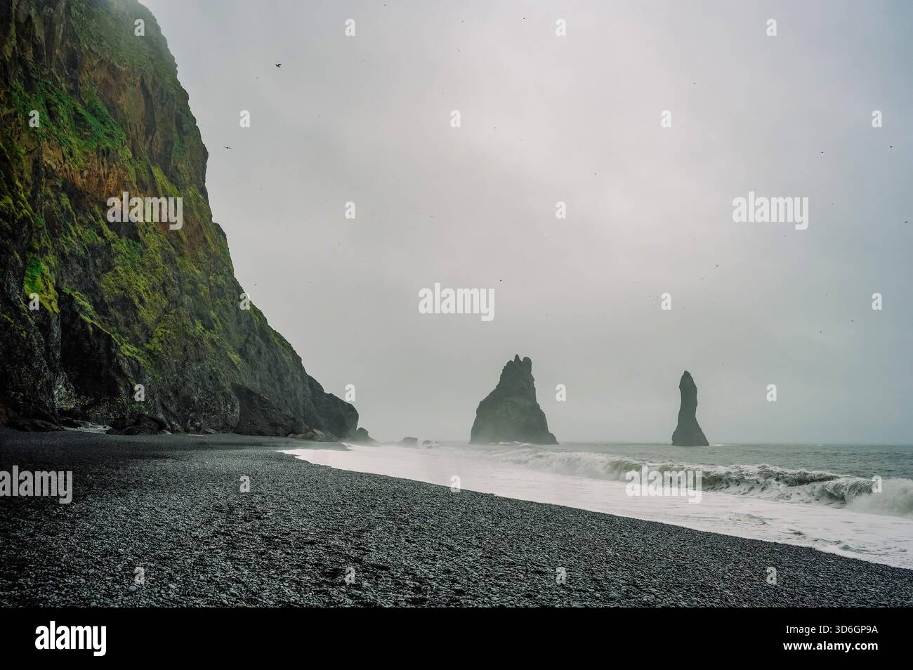 The breathtaking Reynisfjara Black Sand Beach, the most dangerous beach ...