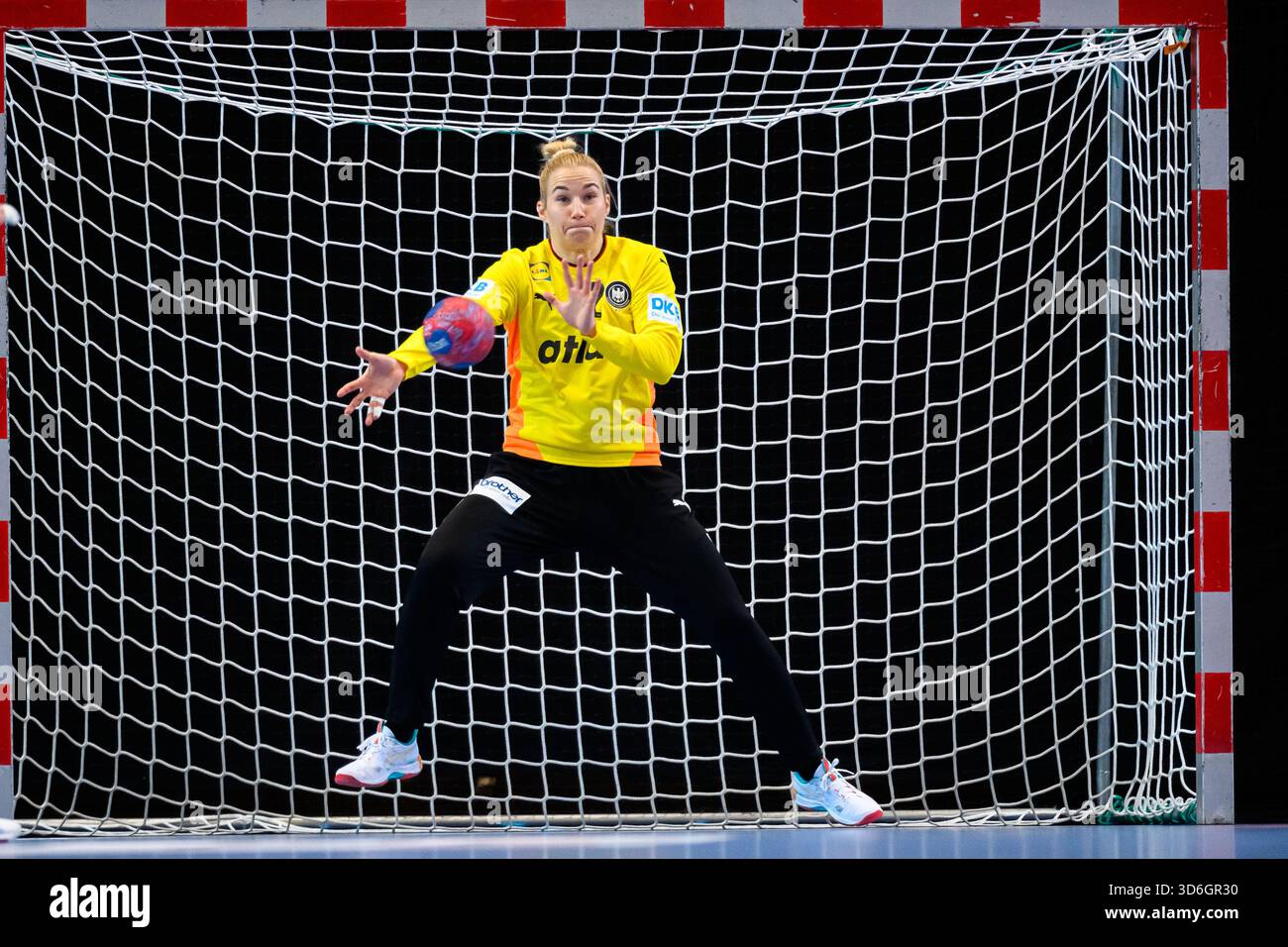 20 November 2025, Switzerland, St. Gallen: Handball, women ...