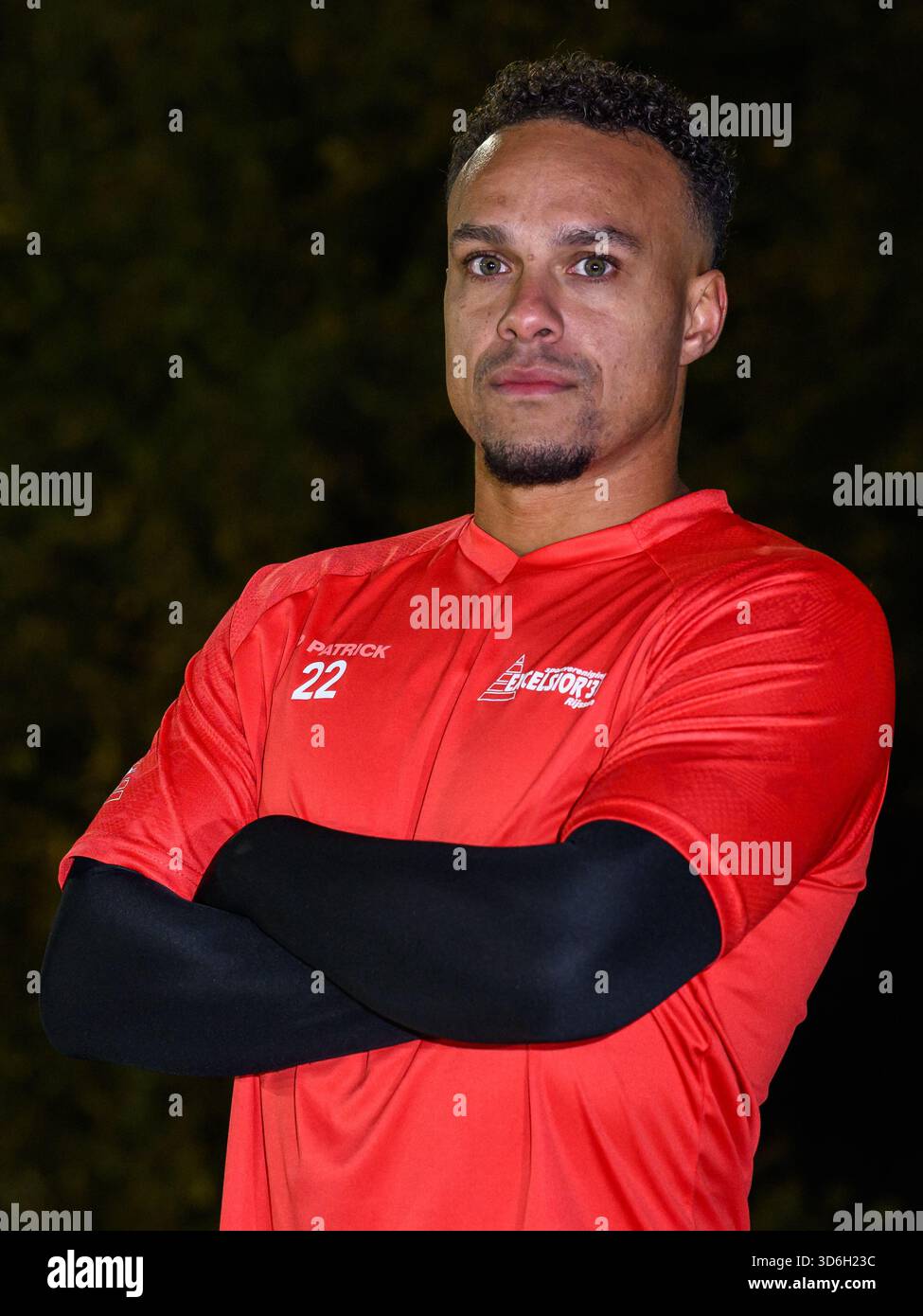 Netherlands. 20th Nov, 2025. RIJSSEN, 20-11-2025, Sportpark de Koerbelt ...