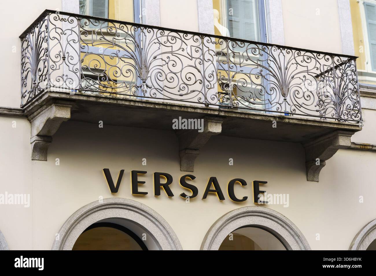 Versace logo of store in Milan's Fashion District. Montenapoleone area ...
