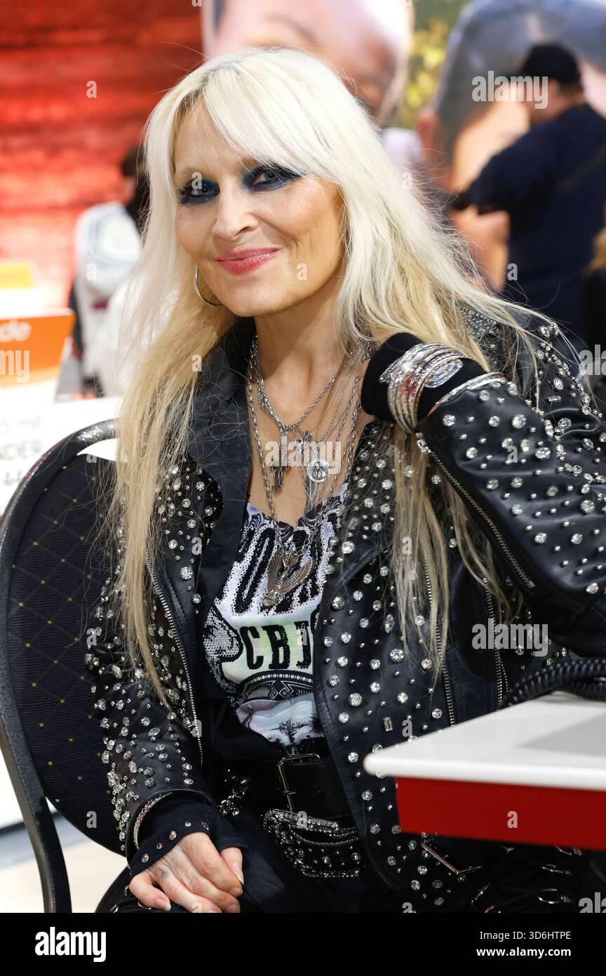 Doro Pesch beim 30. RTL-Spendenmarathon 2025 im Studio 8 der EMG Studios. Hürth, 20.11.2025 ...