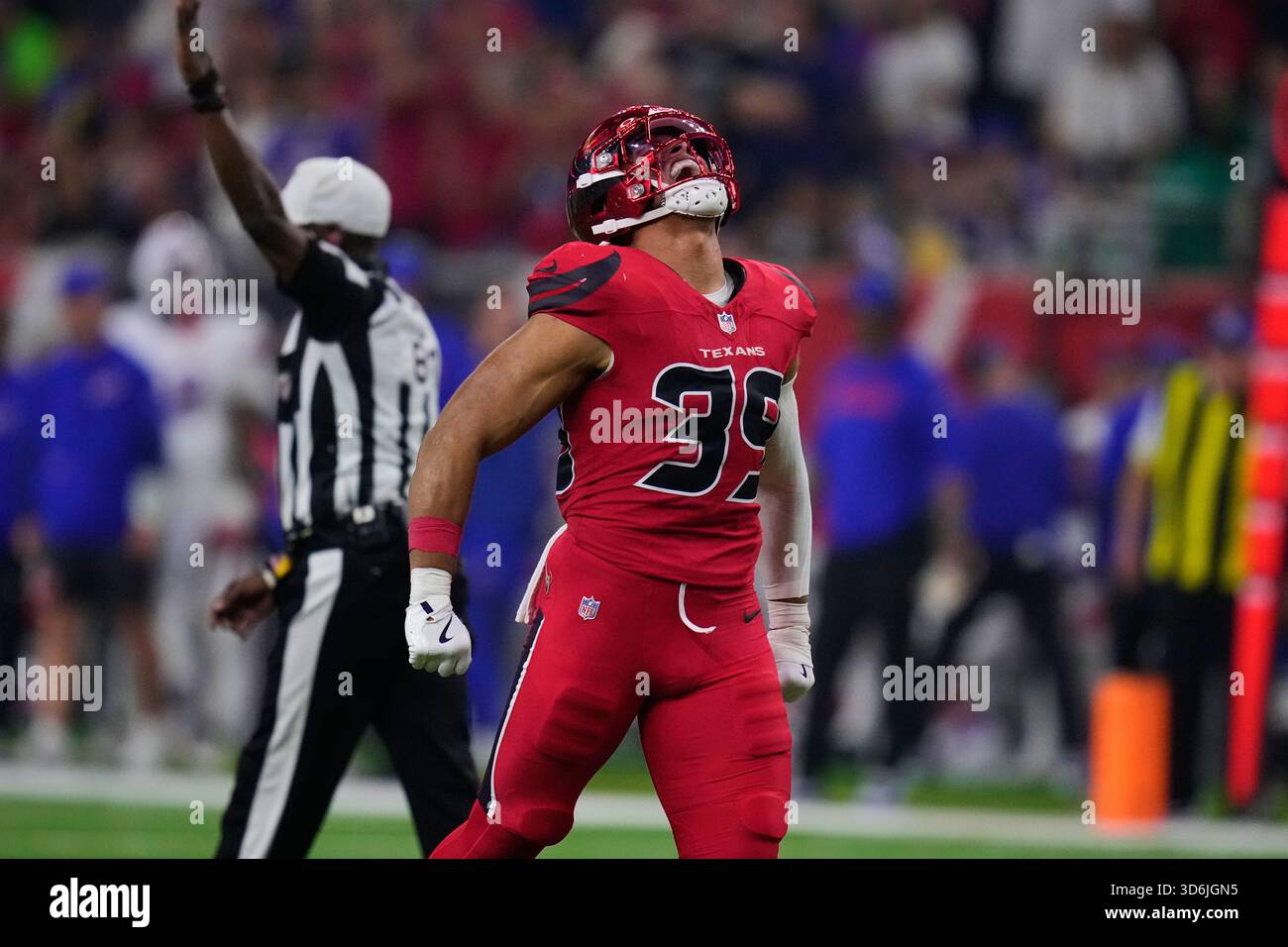 Houston Texans linebacker Henry To'oTo'o celebrates after sacking ...