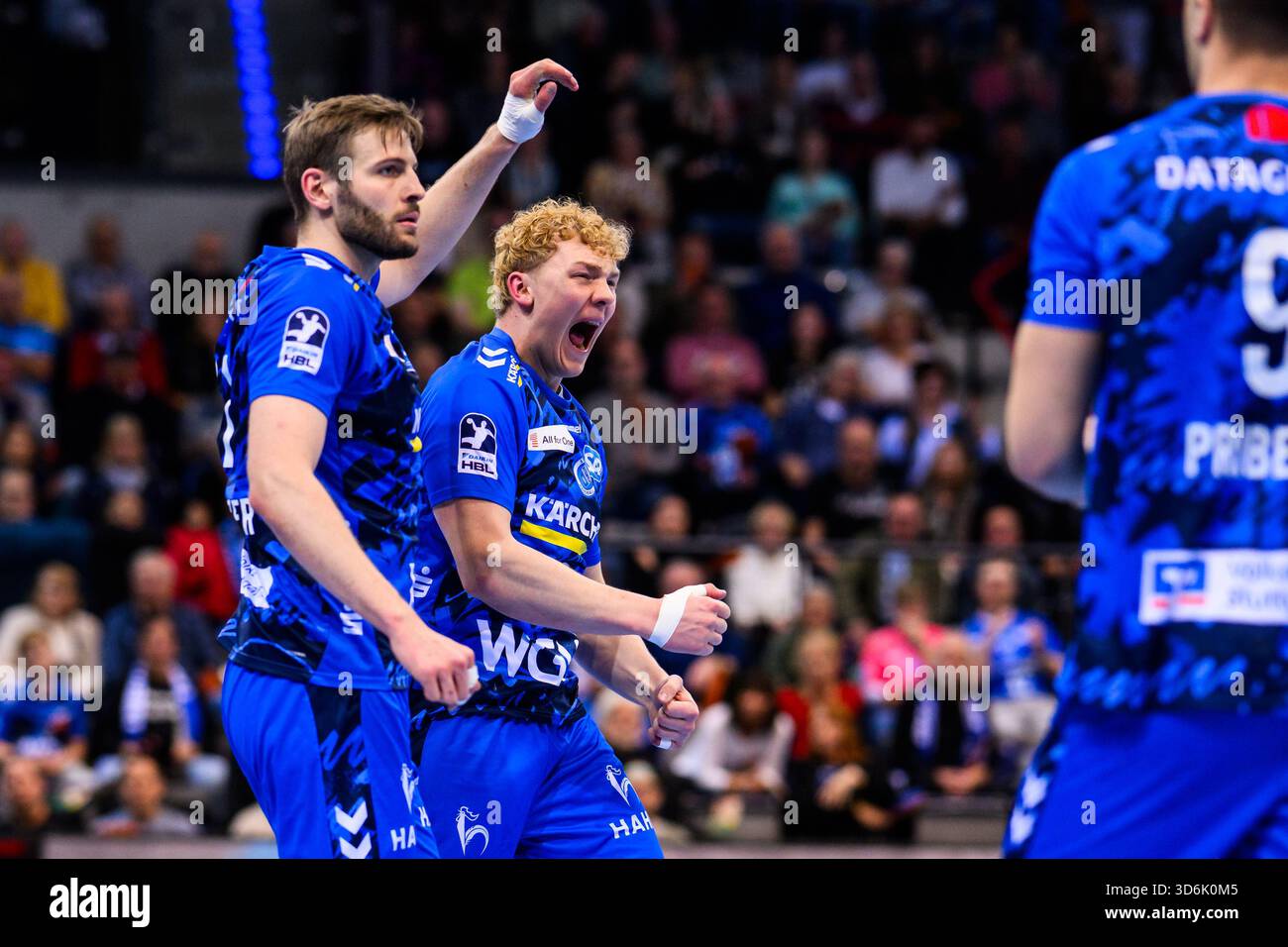 20 November 2025, Baden-Württemberg, Stuttgart: Handball: 1st ...